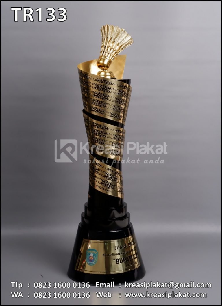 Piala Juara Umum Kejuaraan Badminton Bupati Cup