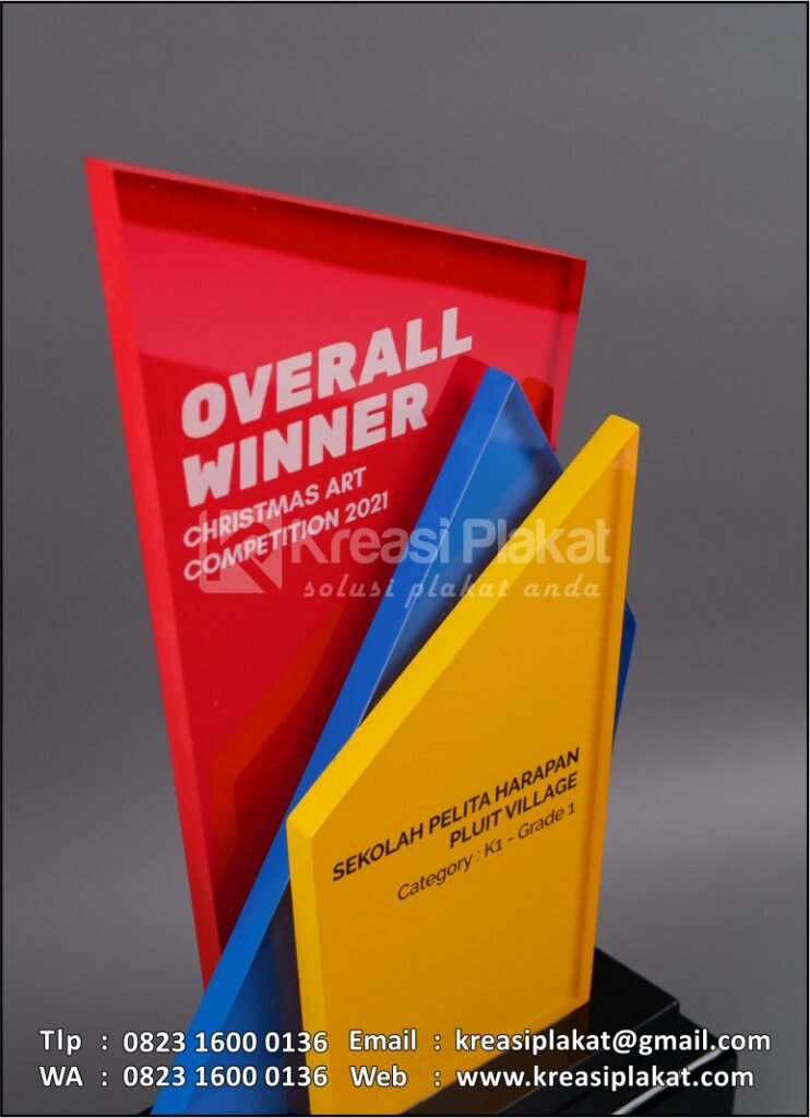 Plakat Akrilik Overall Winner Art Competition | Kreasi Plakat