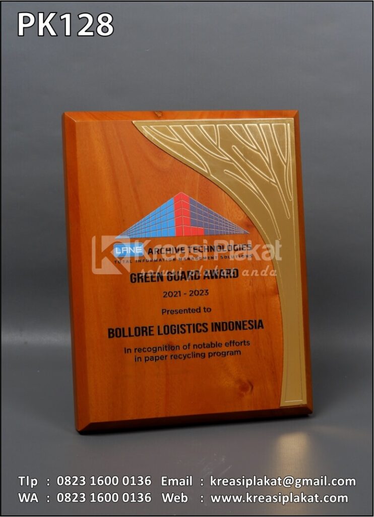 Plakat Kayu Green Guard Award | Kreasi Plakat