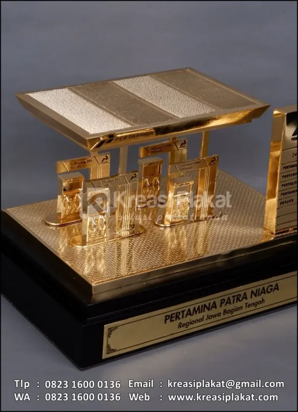 Miniatur Logam SPBU Patra Niaga